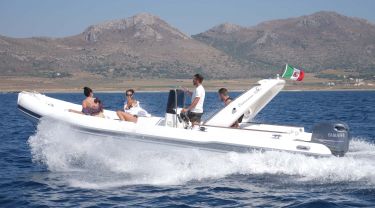Boat Bat 7.5 | EmotionSicily fleet